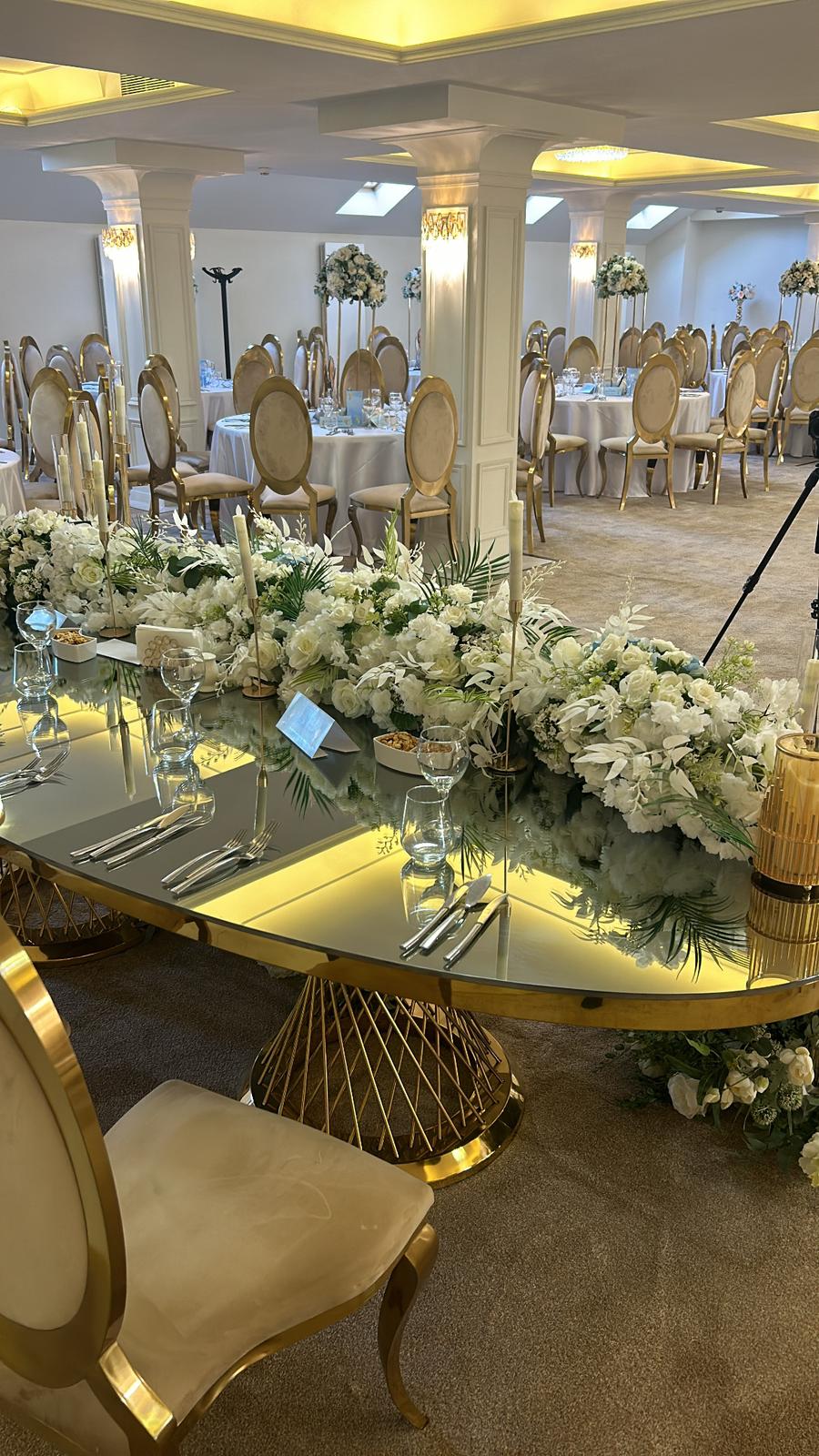 Salon Platinum - Restaurant Damir